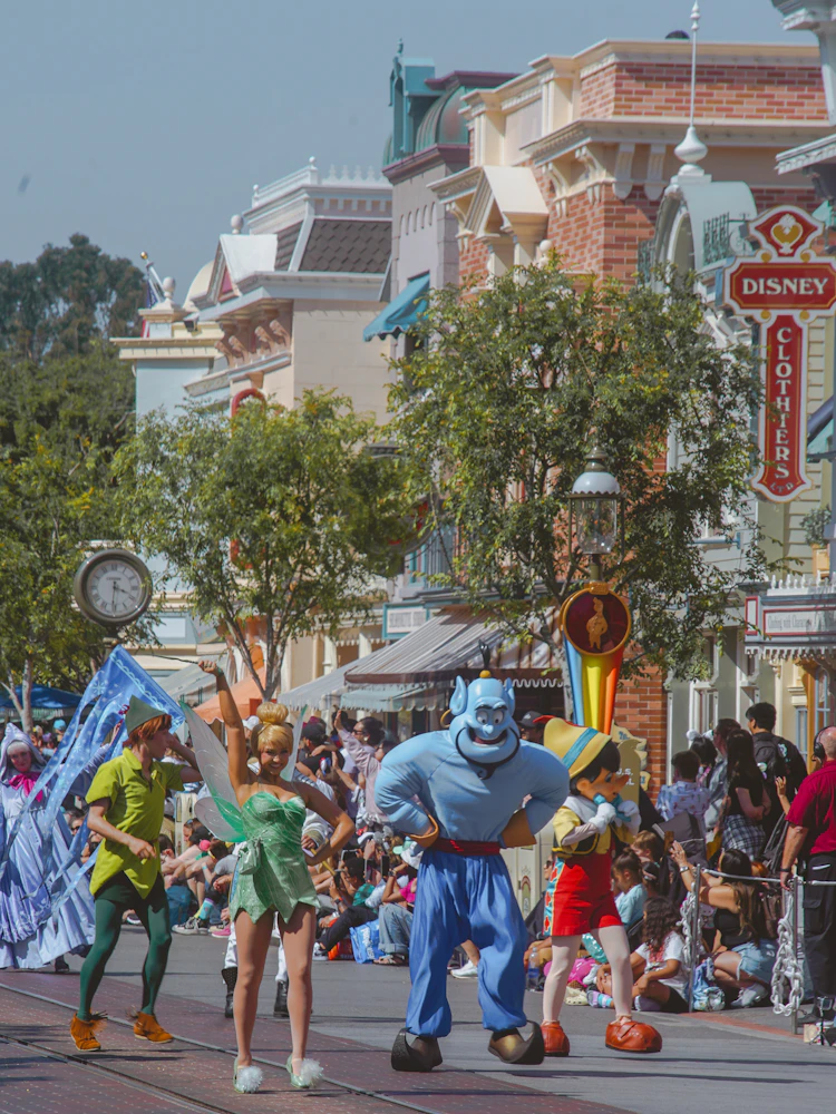 【2025年最新】カリフォルニア ディズニーランド・リゾートのおすすめアトラクションをレポート！｜tabimuse